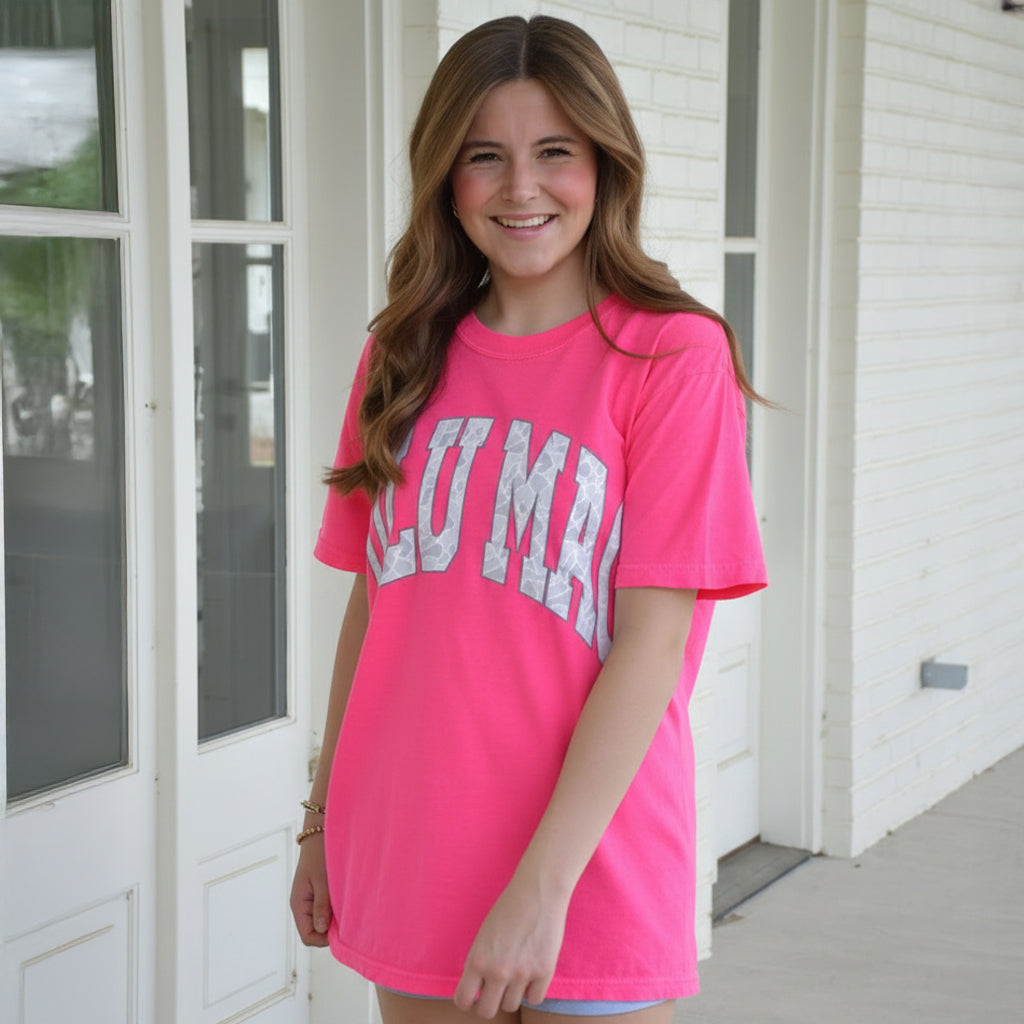 LM-CM-1000 Camo Adult Neon Pink Comfort Colors Tee – Girlie Girl Wholesale